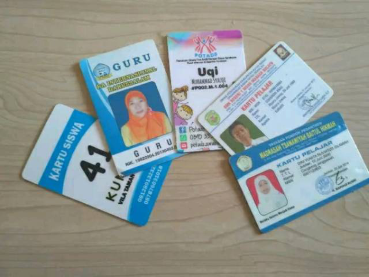 Cetak Kartu ID Card Pelajar Semarang - Digibook Promotion