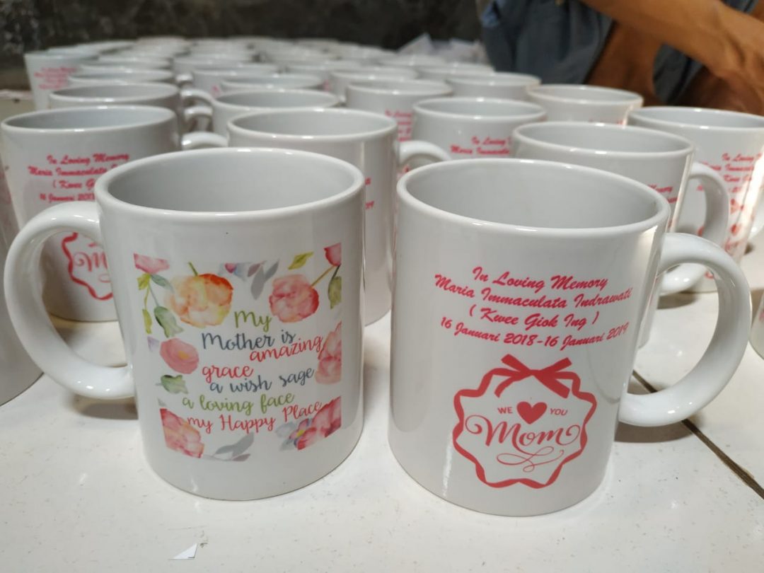 Jasa Cetak Mug Custom Online - Digibook Promotion